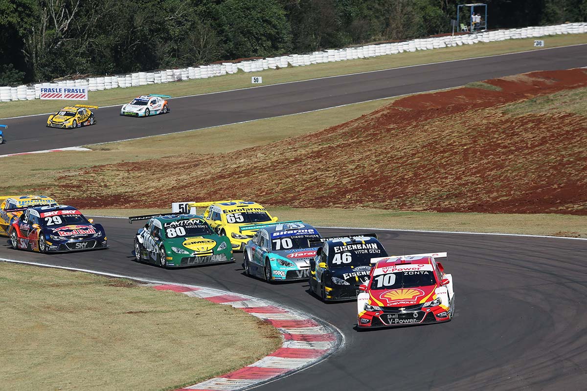 Ricardo Zonta leva Shell Racing ao pódio em Cascavel
