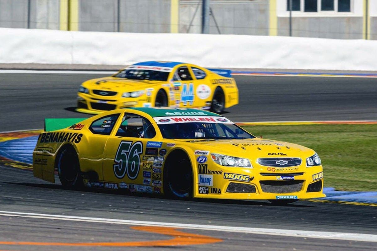 EuroNascar: Brasileiro Felipe Rabello estreia em pista Oval