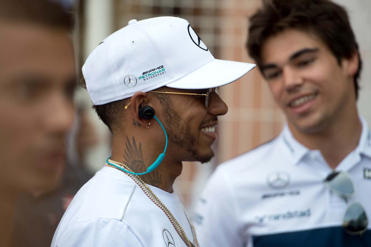 Hamilton: "Novo logo da Fórmula 1 não é icônico"
