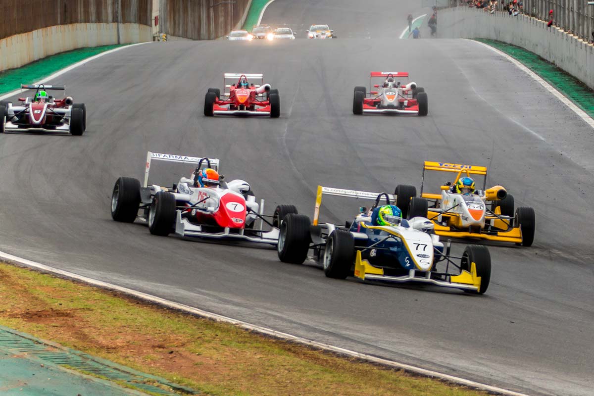 Super Fórmula Brasil abre temporada em evento conjunto com a Stock Car
