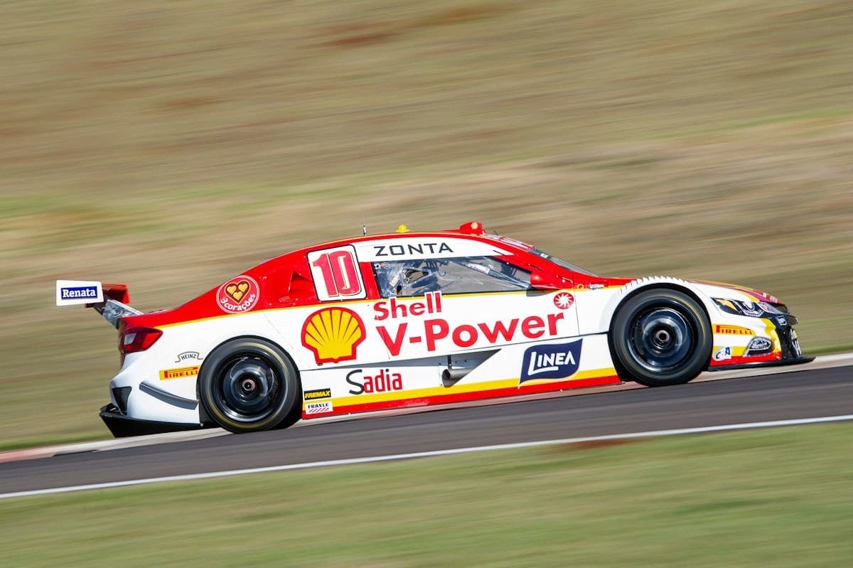 Dupla da Shell V-Power busca prova de reação em Cascavel para acabar ...