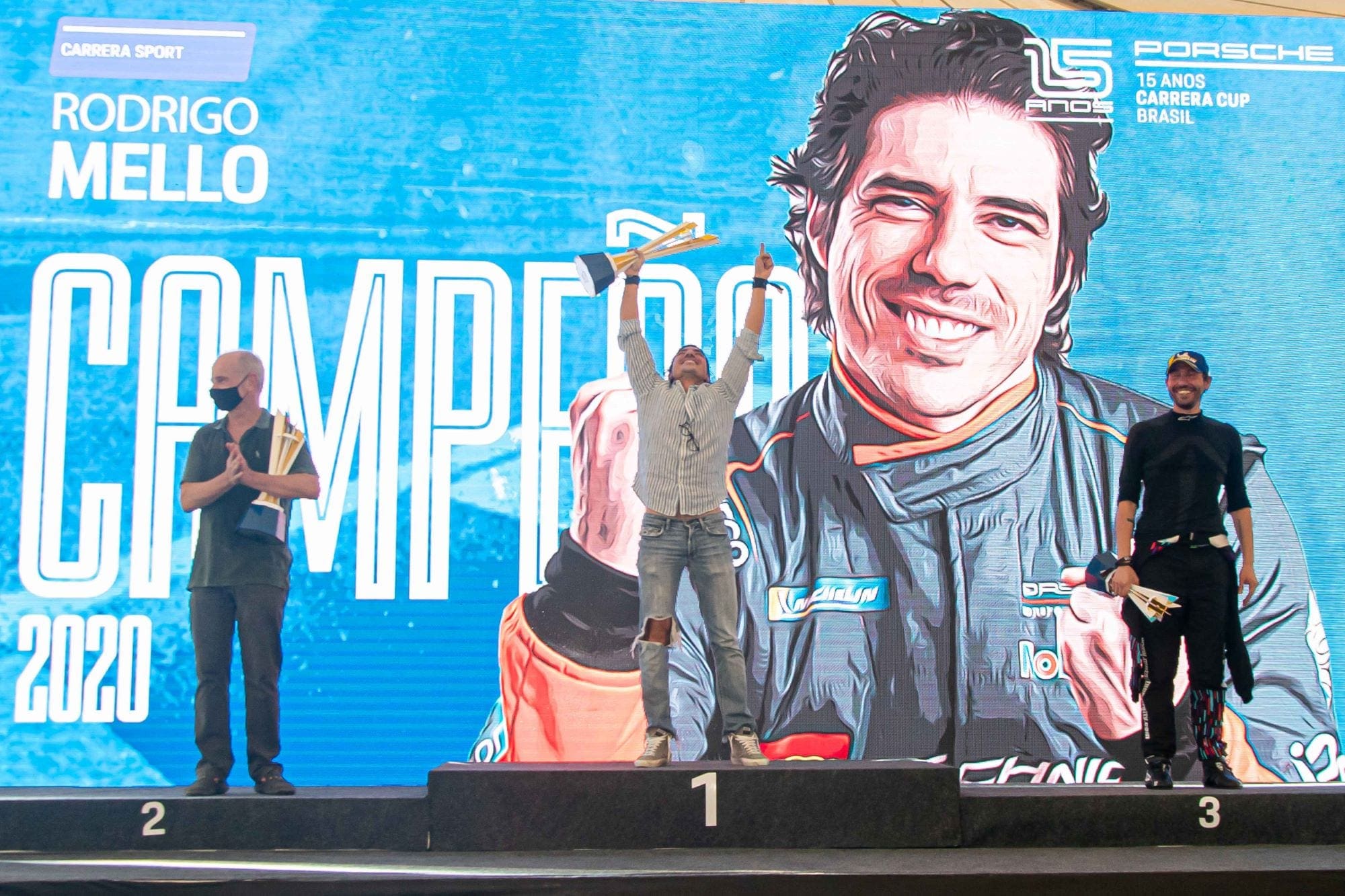 Vivendo o sonho: Rodrigo Mello é bicampeão da Porsche Cup