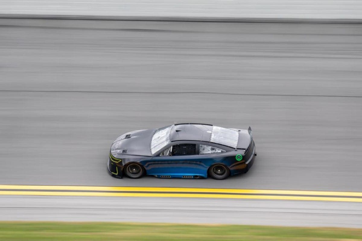 NASCAR anuncia data para revelar oficialmente o novo carro de corrida ...
