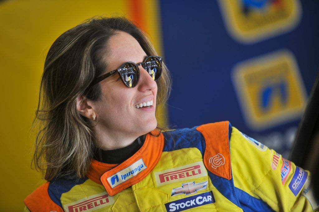 Bia Figueiredo volta às pistas e disputa as 12 Horas de Sebring