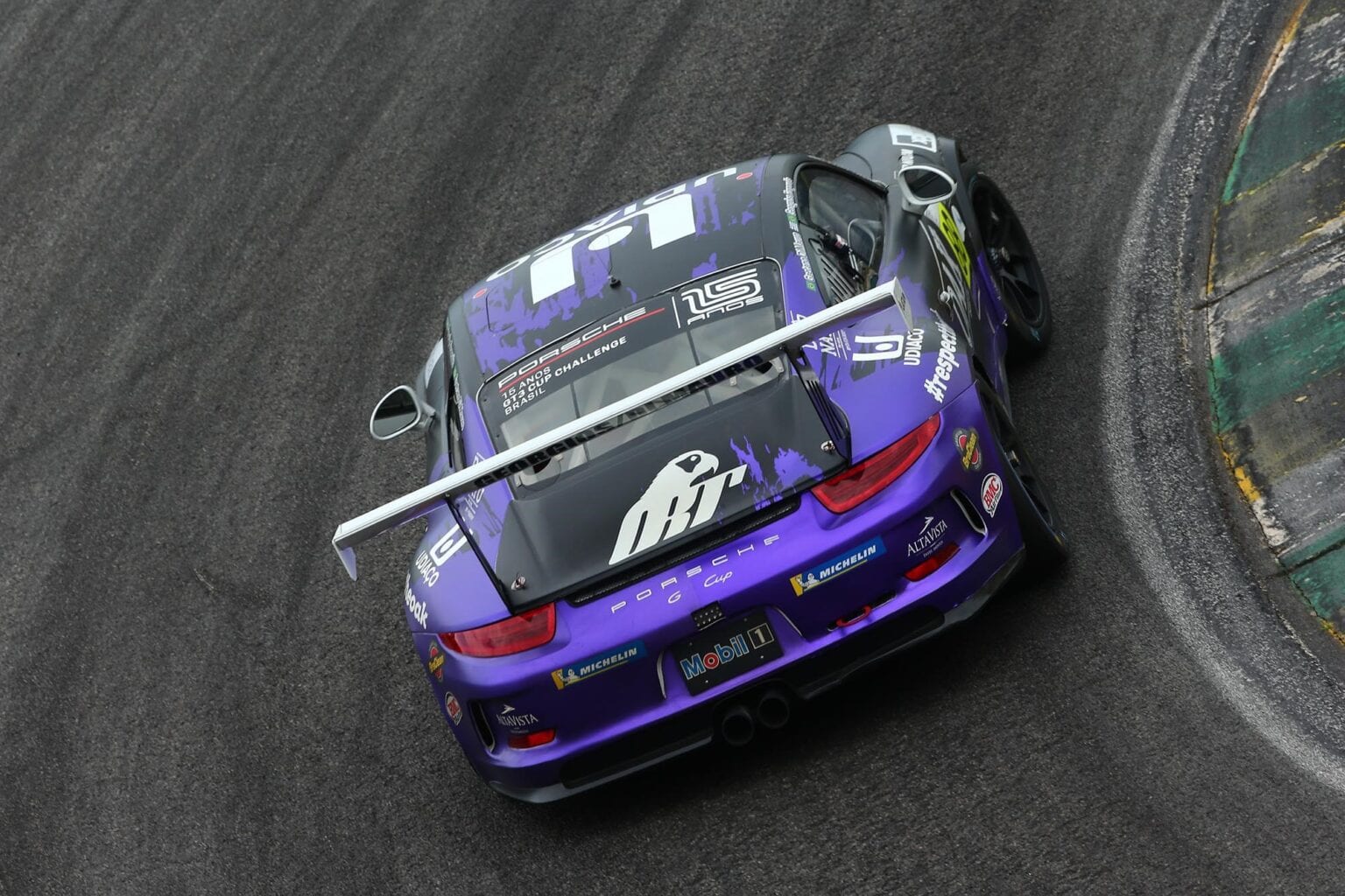 #respecttheoak é o grito de guerra da Oakberry e da Oak Racing Team ...