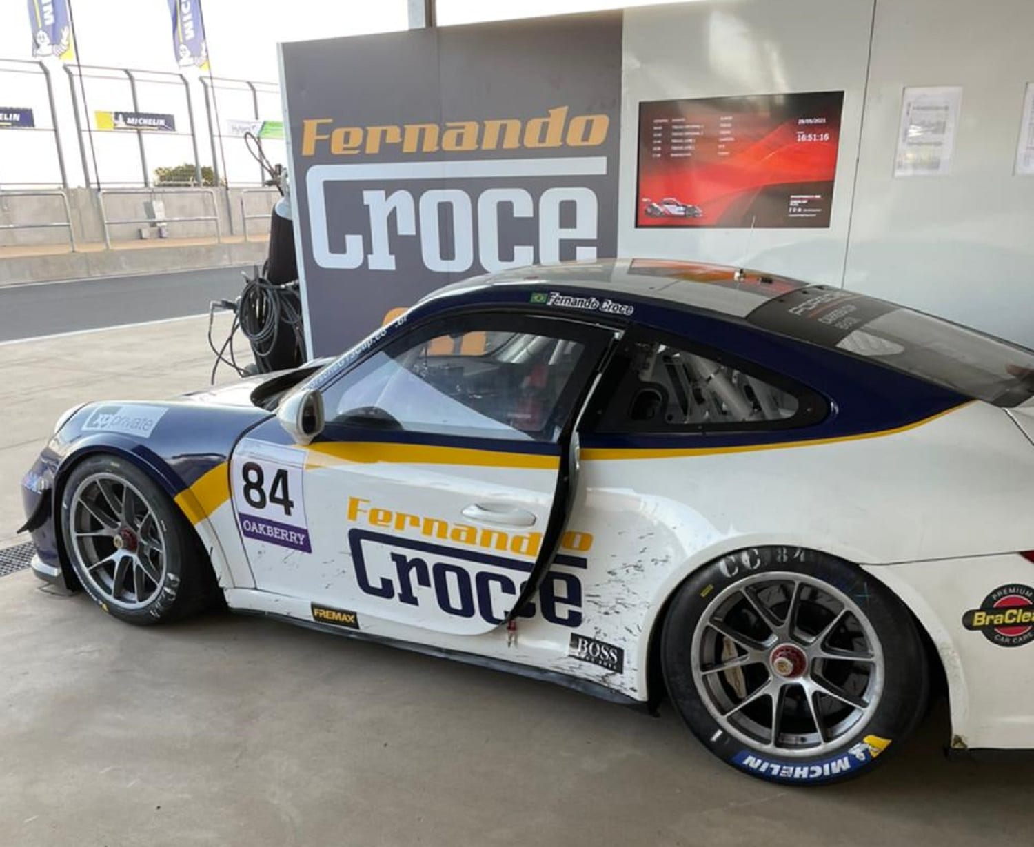 Piloto Fernando Croce estreia na Porsche Carreira Cup no Velocittà