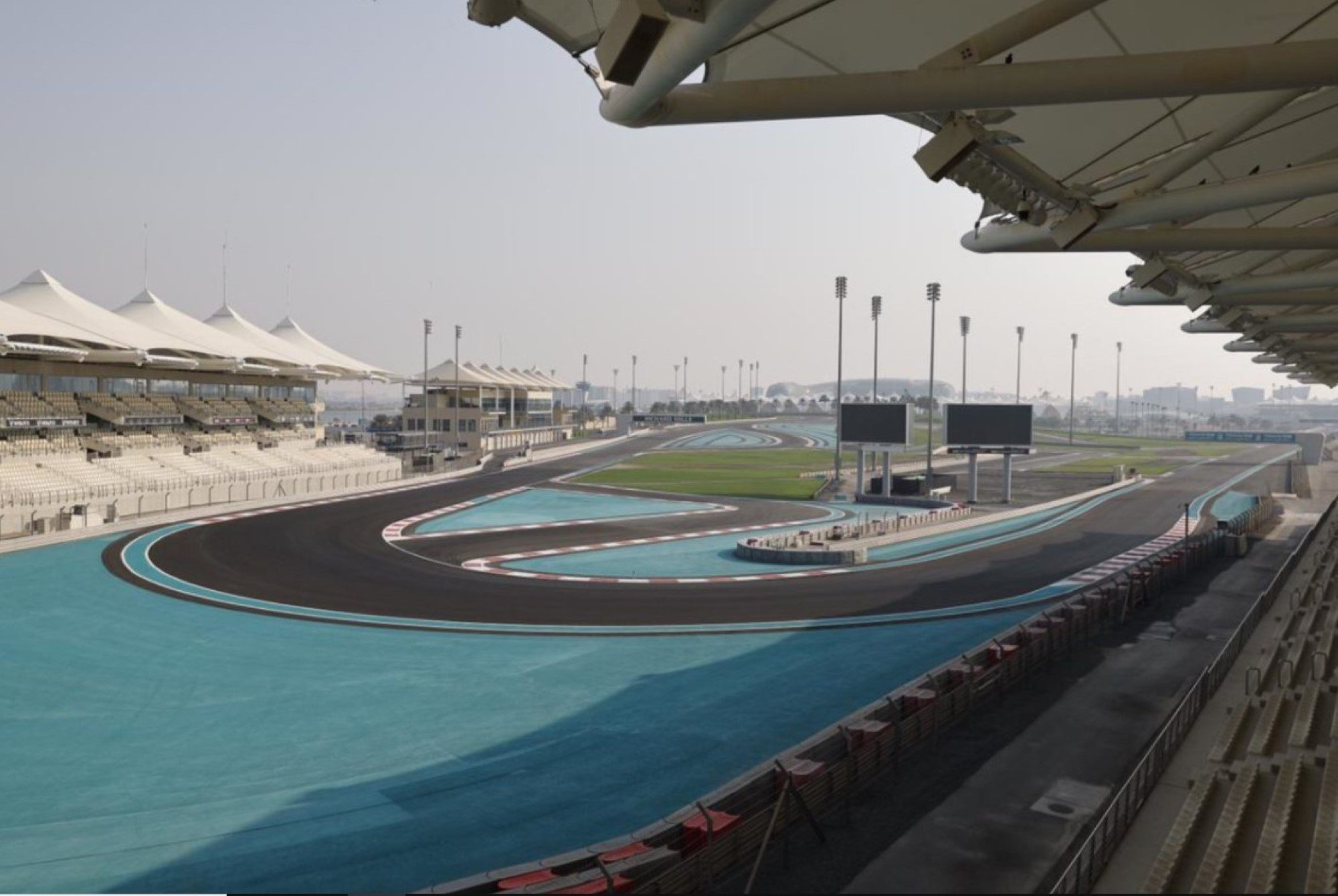 Oro Station : r/RaceTrackDesigns