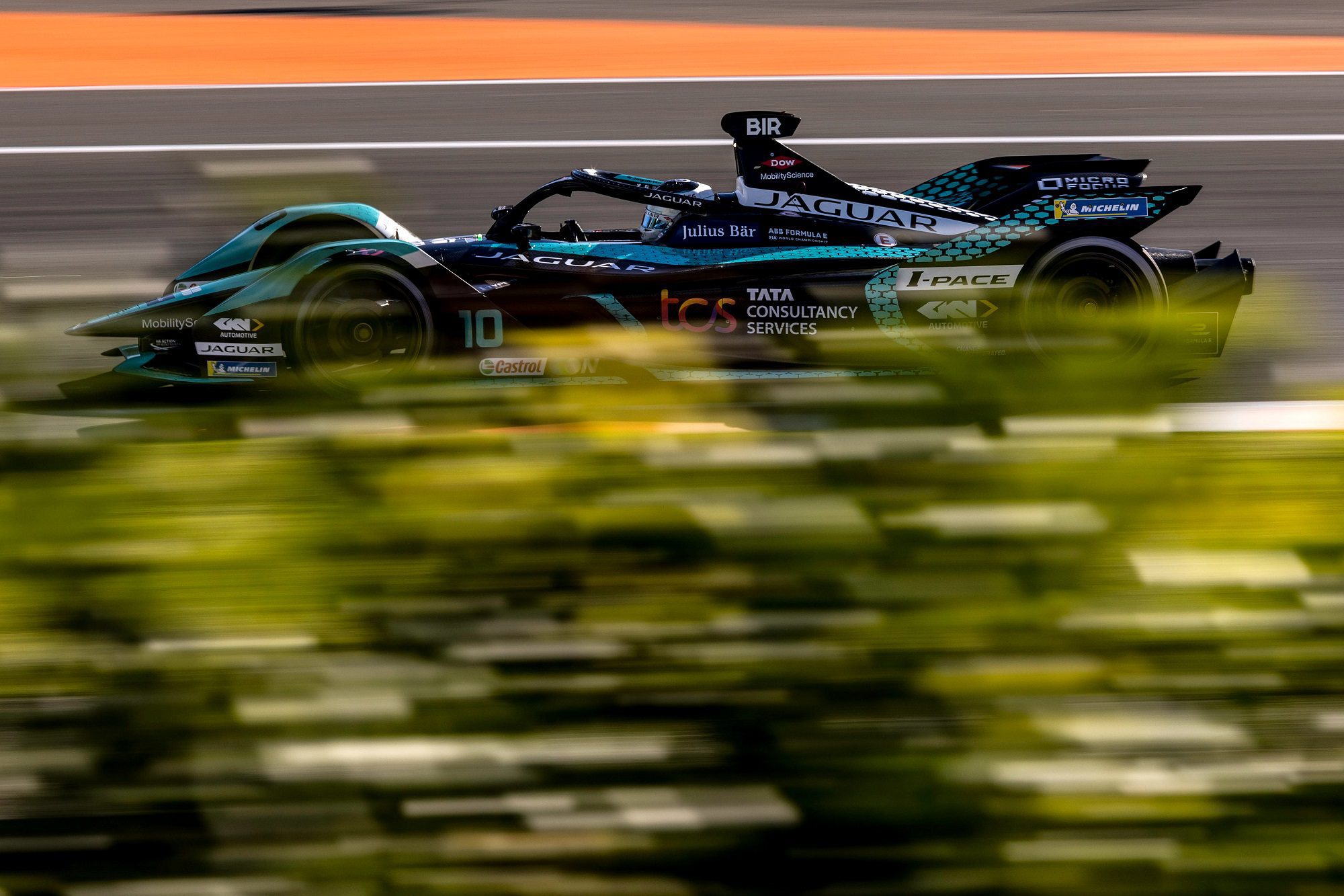 Evans lidera primeiro dia da pré-temporada da Fórmula E em Valência