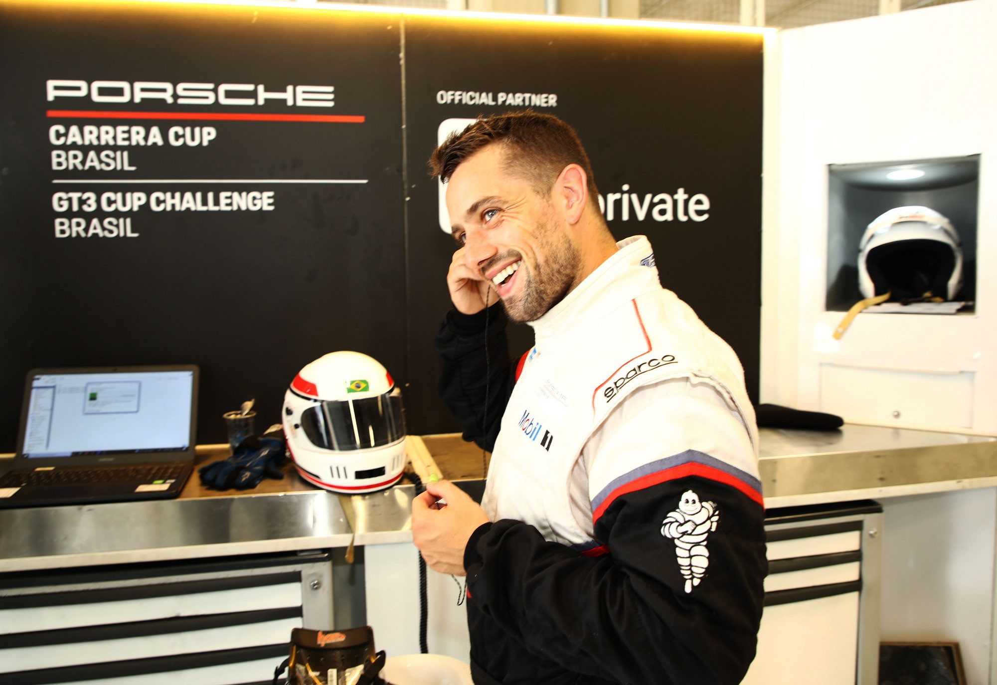 Caio Castro anuncia Rafael Cardoso como companheiro para Porsche Cup em ...
