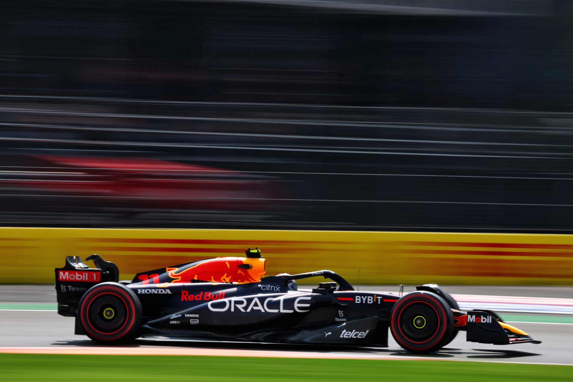 F1: Perez vê Ferrari e Mercedes fortes no México