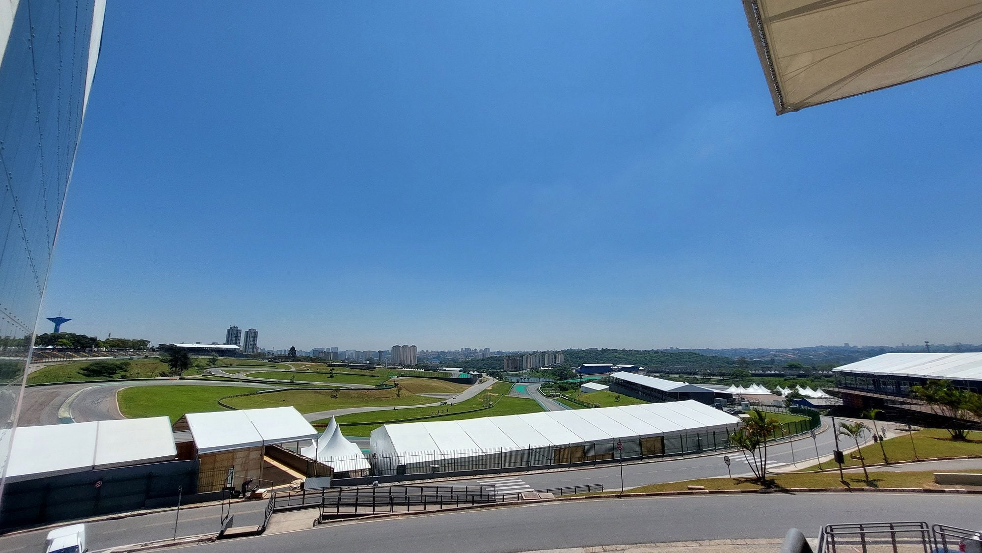 F1 – Foto: Interlagos começa a receber cara do GP de São Paulo de novembro
