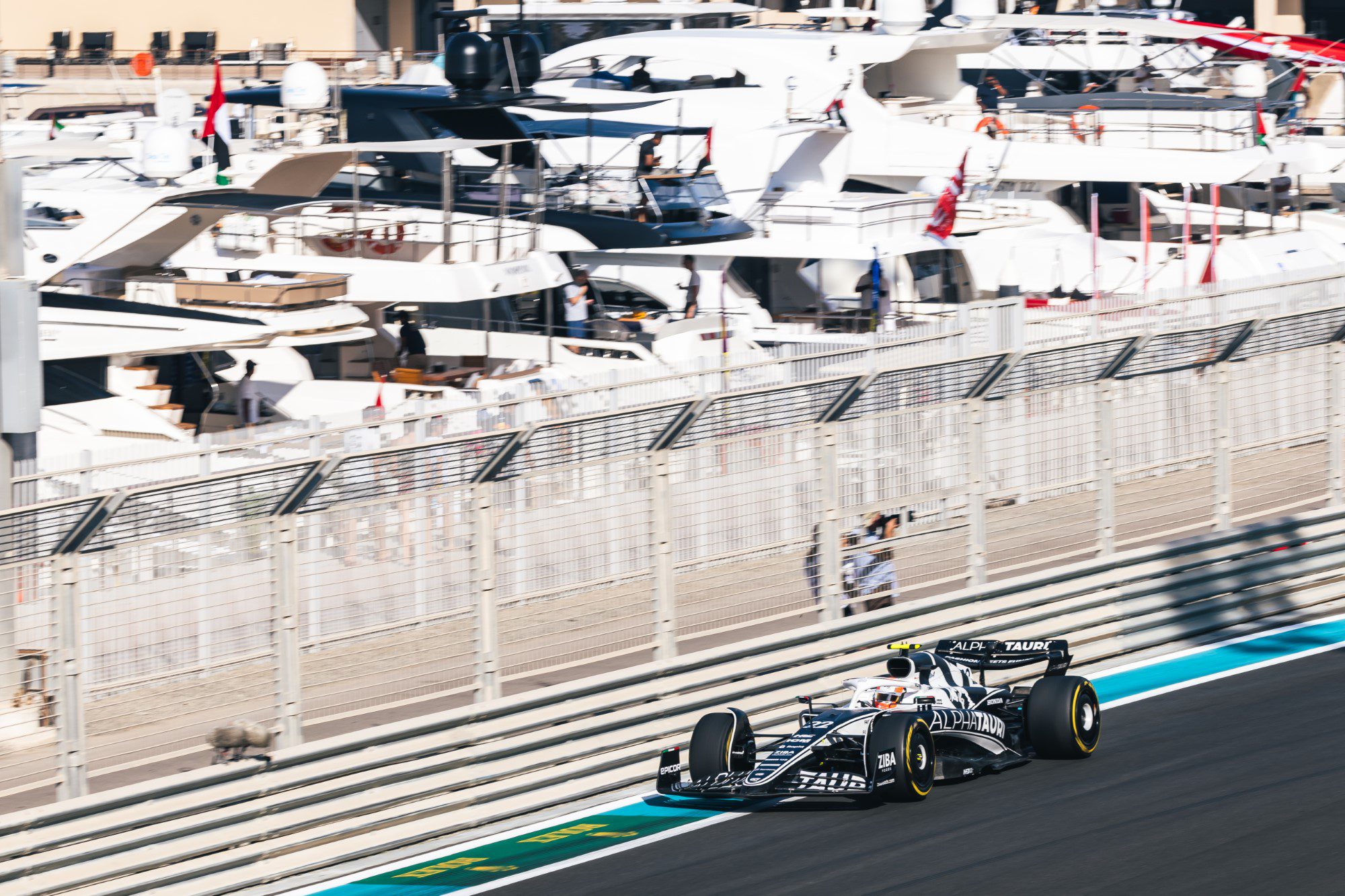 Podcast Parque Fechado: Mercedes e Red Bull trocam lideranças nos ...