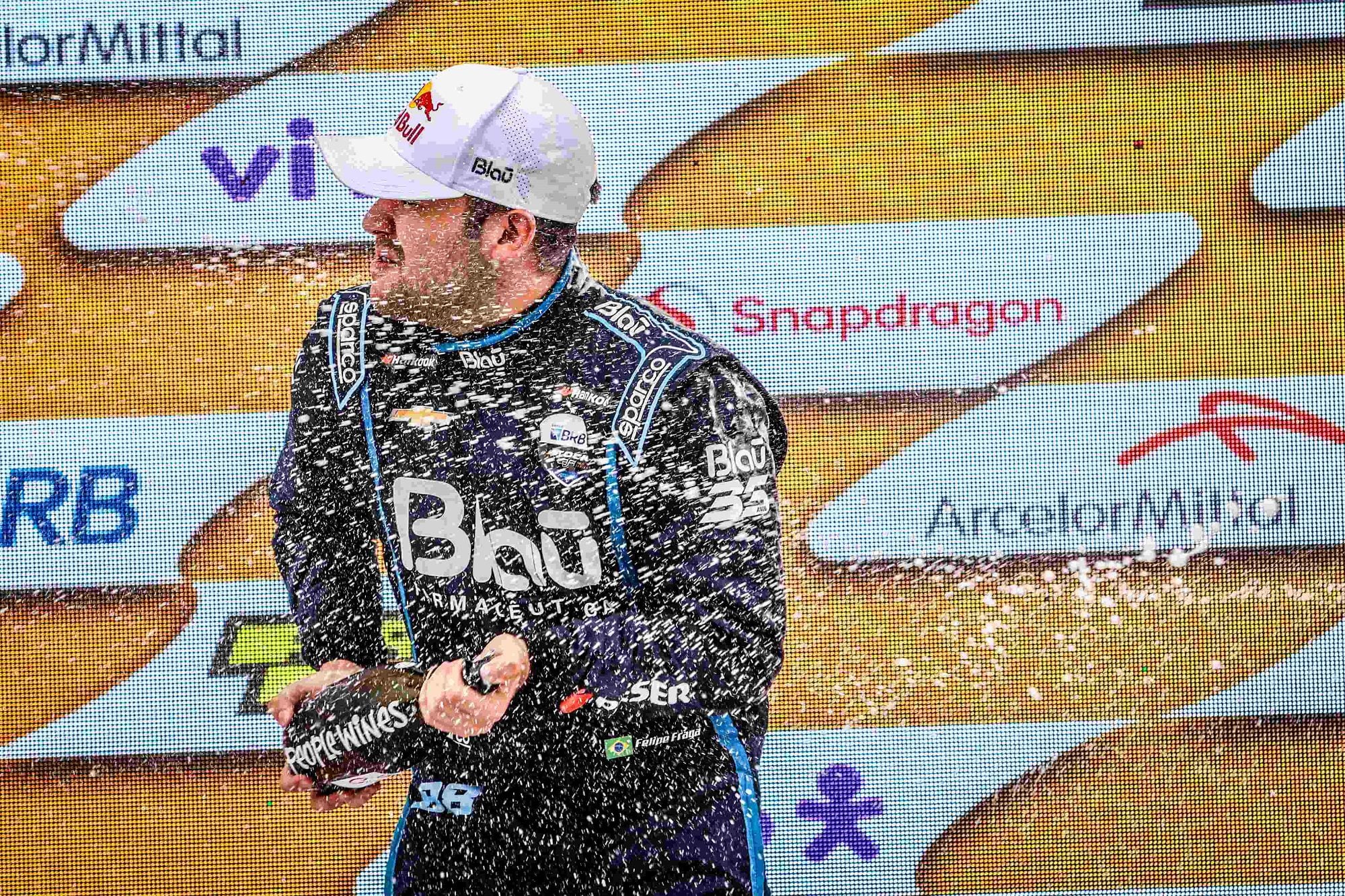 Fraga conquista segundo lugar e coloca a Blau Motorsport no pódio na ...