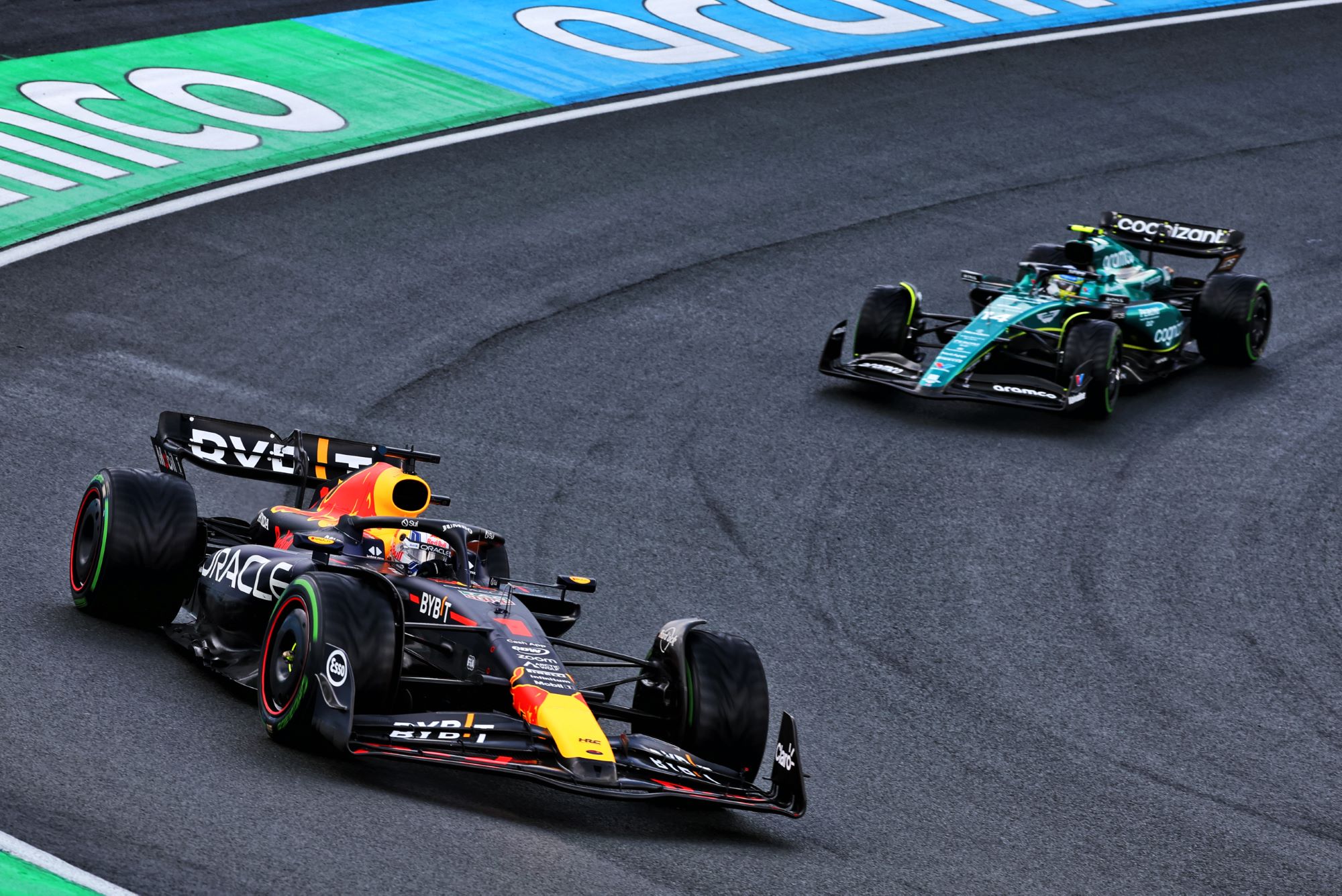 F1: Verstappen iguala recorde de Vettel