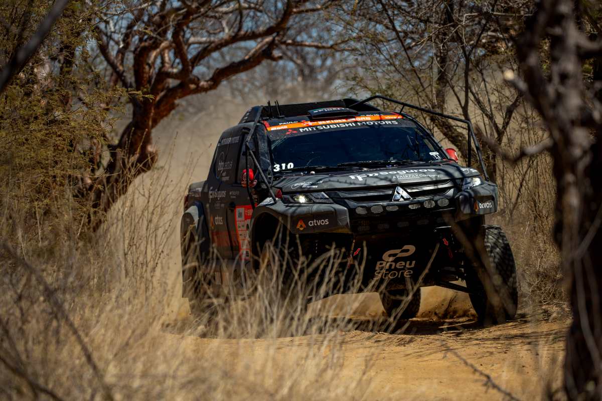 Guiga Spinelli e Paulo Fiuza fecham segunda etapa do Sertões em segundo ...