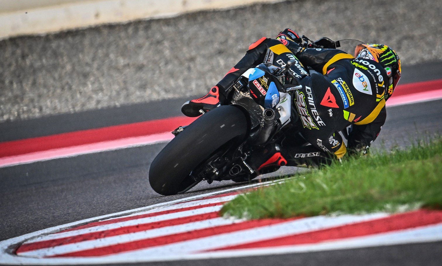 MotoGP: Bezzecchi é único a fazer 1min43s e conquista pole no GP da Índia