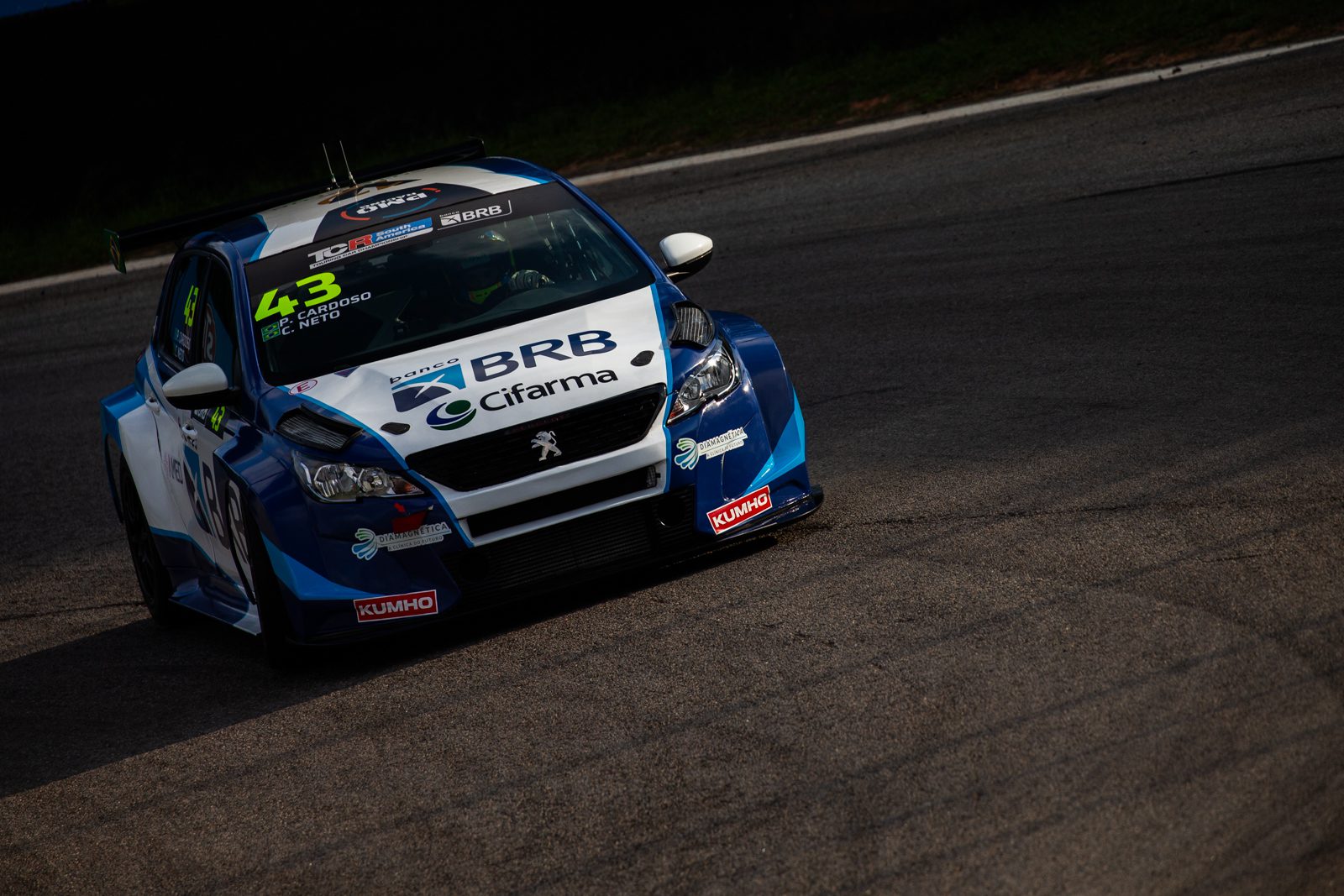 Com Pedro Cardoso e Celso Neto na frente, brasileiros dominam início do ...