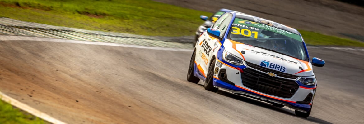Turismo Nacional: Rafael Reis leva Car Racing a duas vitórias e quatro ...