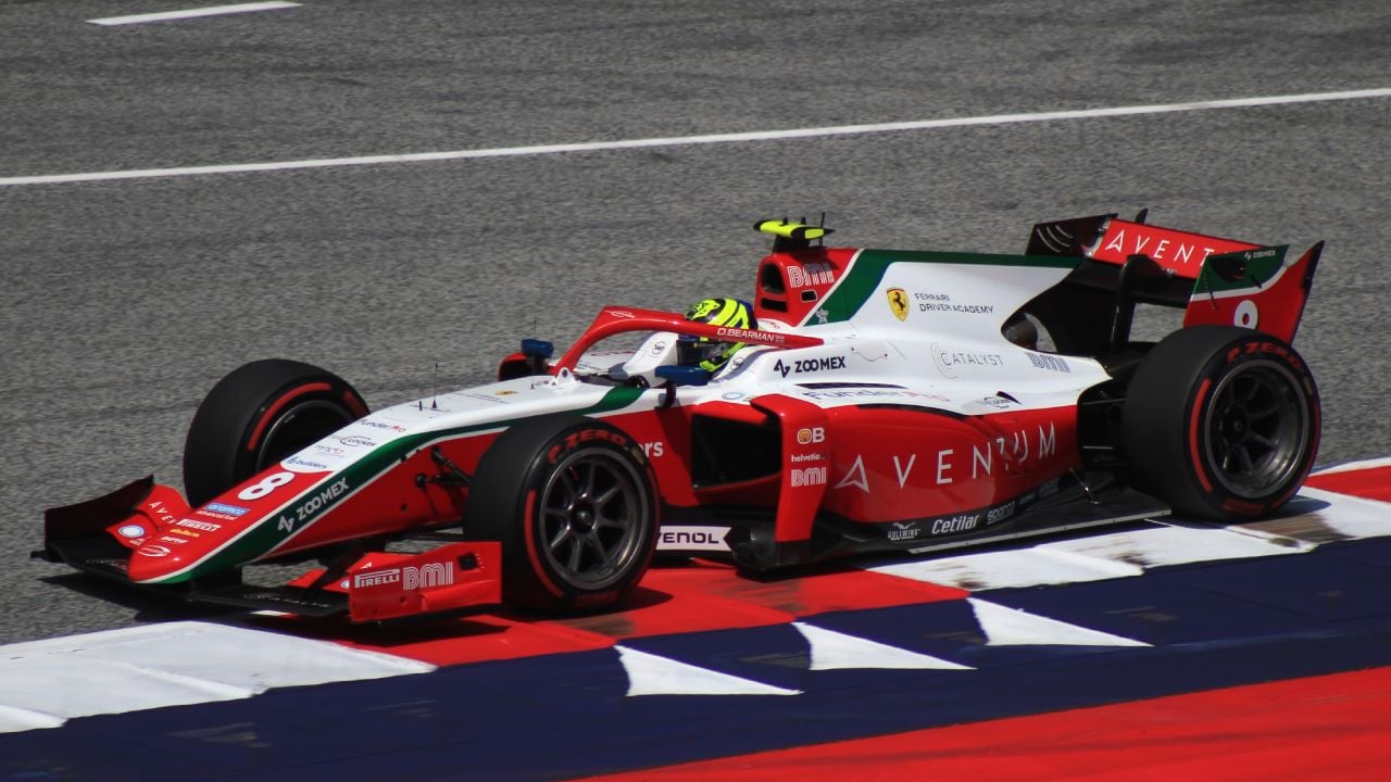 F1: Estreia de Oliver Bearman no GP da Arábia Saudita supera a de ...