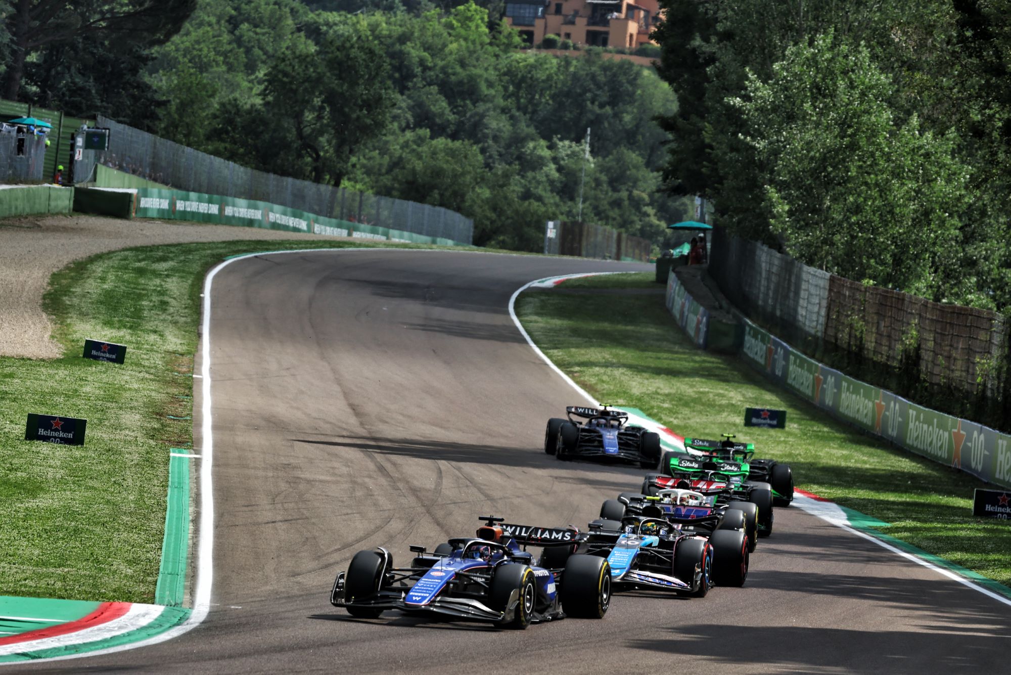 F1: Ímola marca estreia do pneu C6 e promete fim de semana estratégico