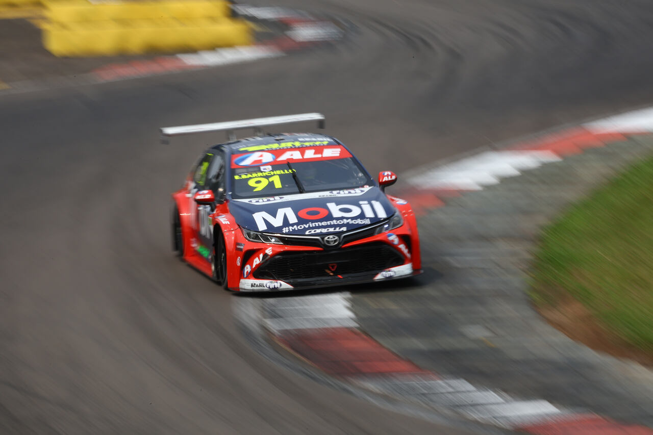 Dudu Barrichello chega vivo na Super Final da Stock Car em Interlagos