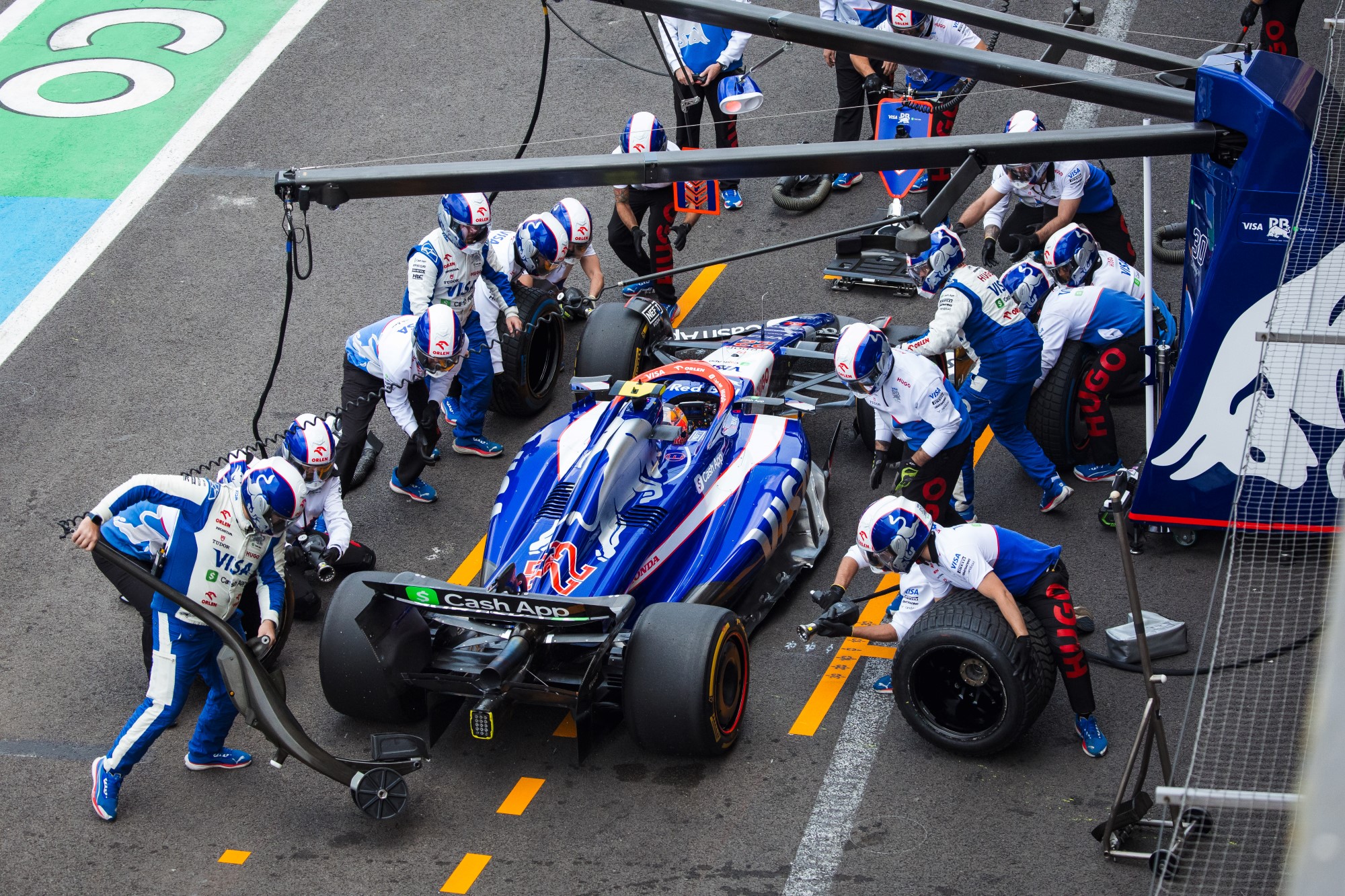 F1: RB tem “corrida frustrante” no México e termina fora dos pontos