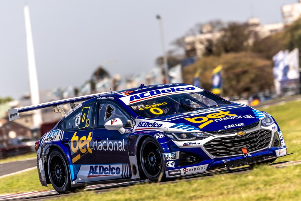 Stock Car: Cacá Bueno acerta estratégia e garante top-10 na corrida 1 ...