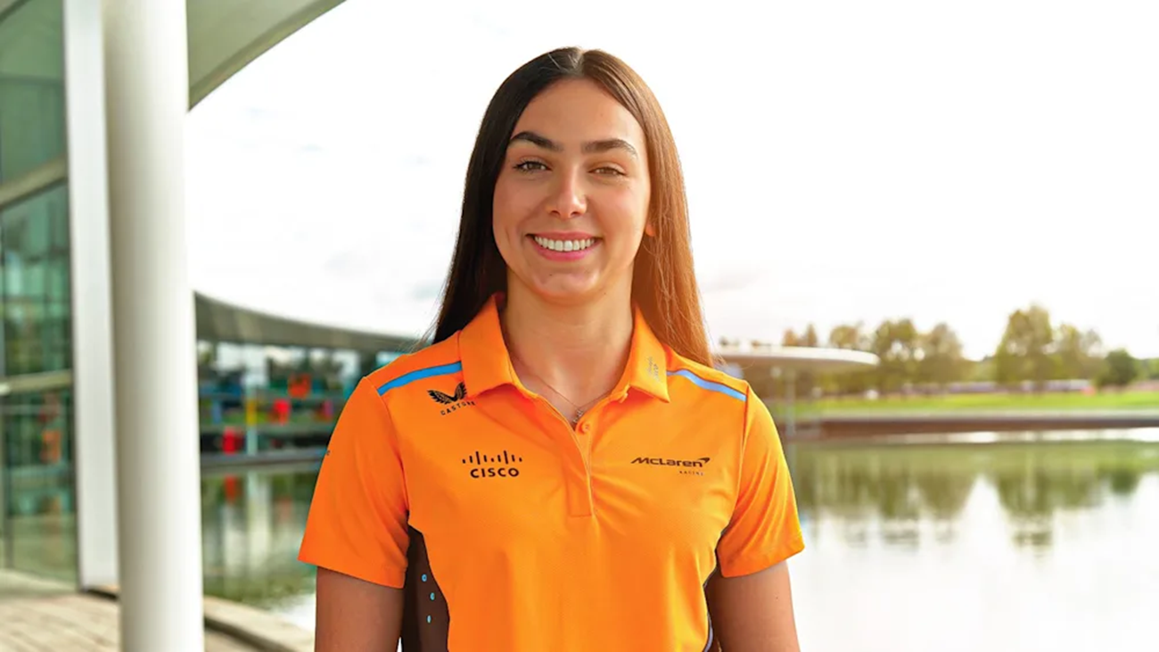 Lloyd assina com McLaren e confirma presença na temporada 2025 da F1 ...