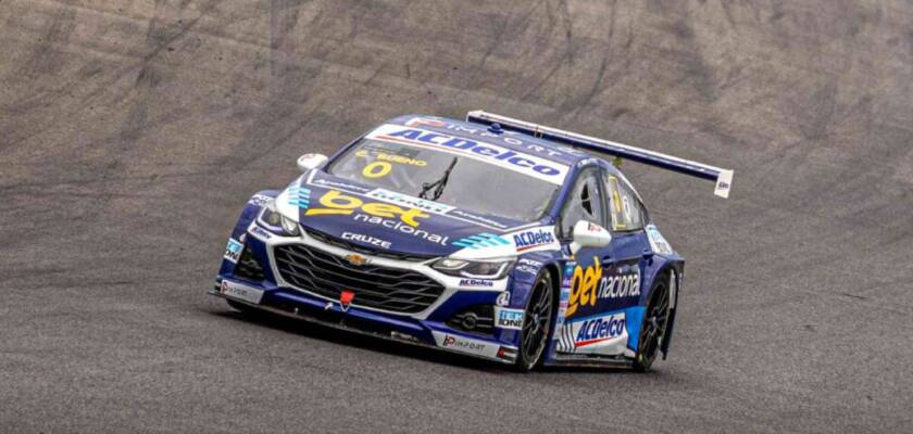 Stock Car: Cacá Bueno vê melhora no carro em corrida desafiadora em Goiânia
