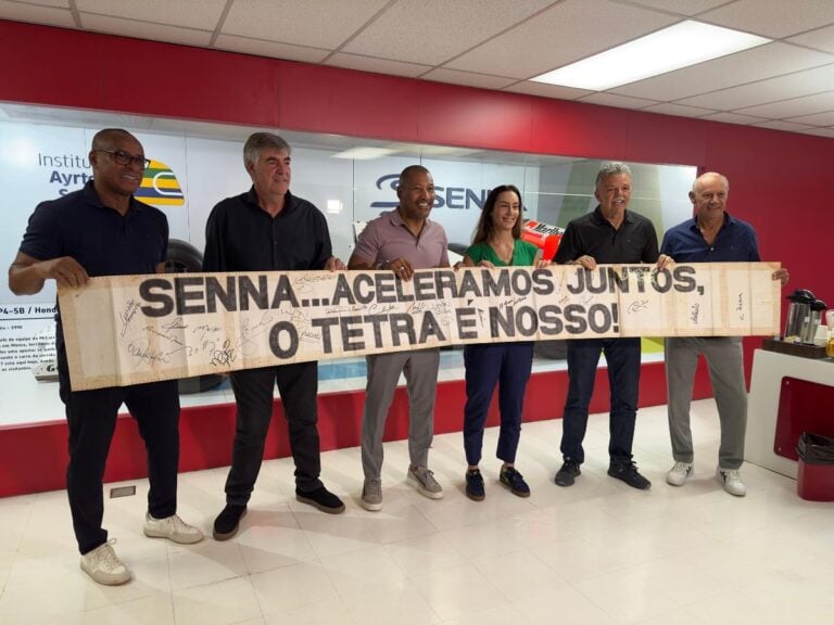 Fórmula 1 e Copa do Mundo: gesto eternizado por Ayrton Senna completa ...
