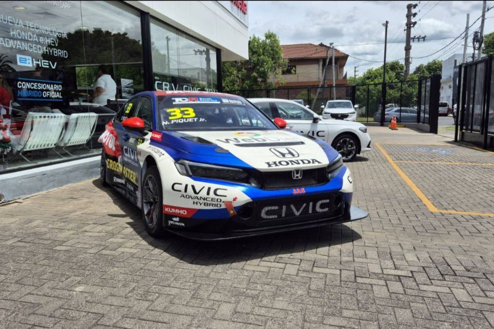 Honda Civic Type R é eleito o carro do ano no conceito TCR