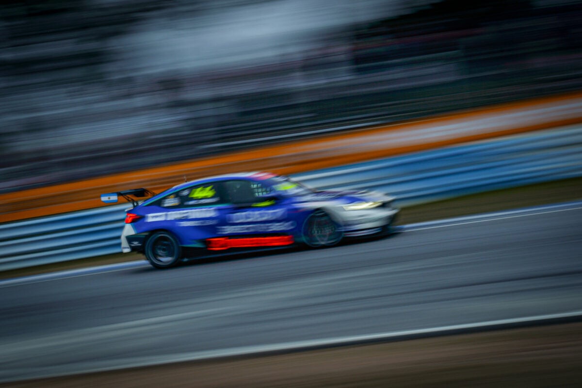 TCR South America e TCR Brasil: Pernía começa etapa de Cuiabá na frente ...