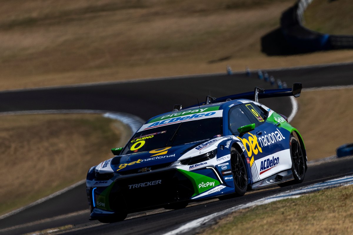 Stock Car: Cacá Bueno é destaque nos treinos livres do Velocitta com ...