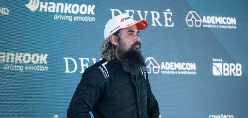 Fernando Croce disputa etapas finais do TCR South America pela Porthack ...