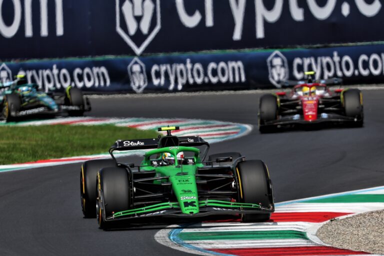 F1: Herbert elogia desempenho de Bortoleto em 2025: "Está muito impressionante"